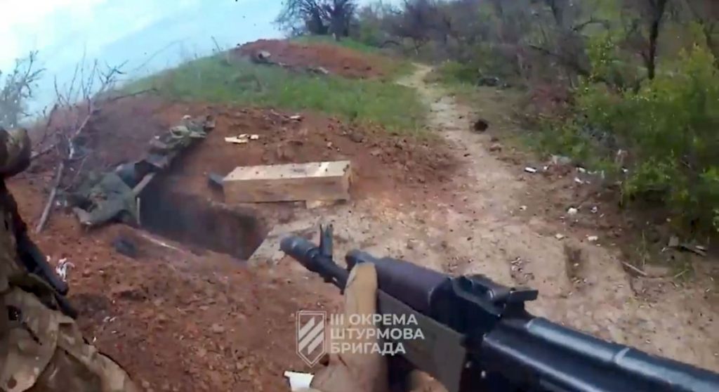 Третя бригада ЗСУ показала як штурмувала позиції військ РФ під